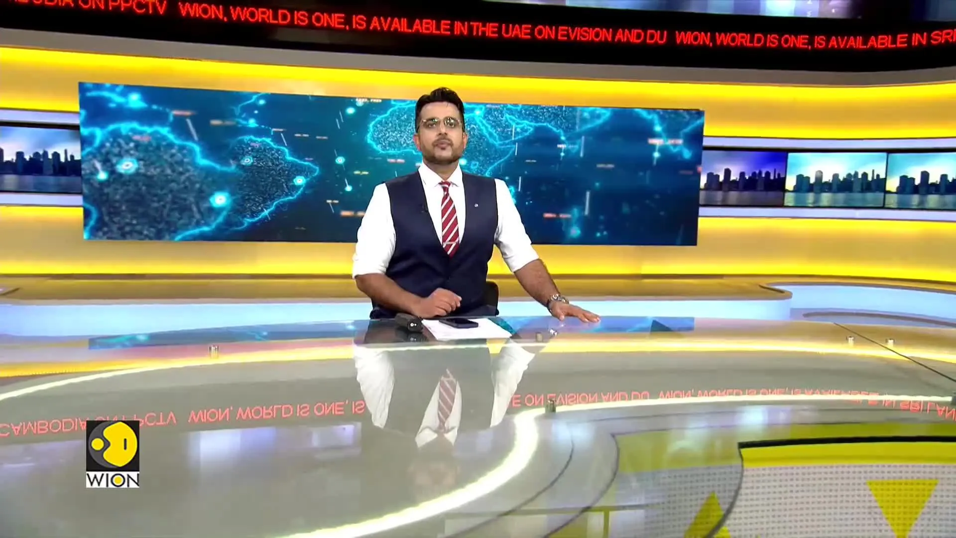 Brazilians enjoy traditional mud carnival News - Latest Brazilians ...