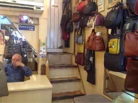 Your go-to shopping guide to the Janpath market in Delhi!