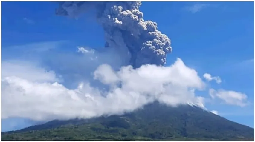 volcano eruption in Indonesia News - Latest volcano eruption in ...